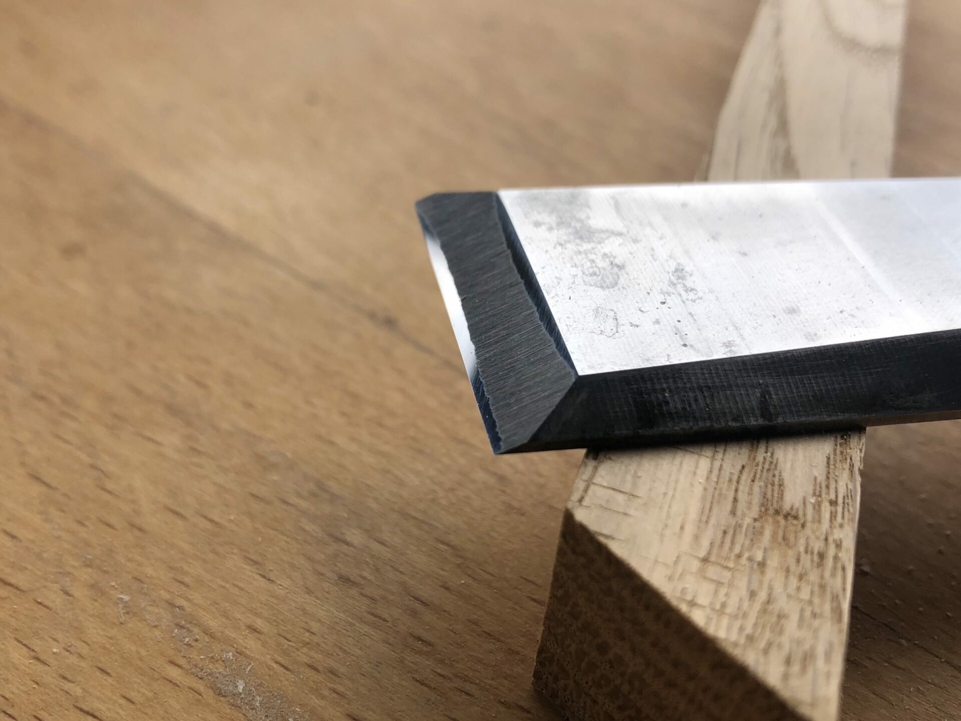 השחזת מפסלות ולהבים של מקצועות - DoveTools | דאב טולס